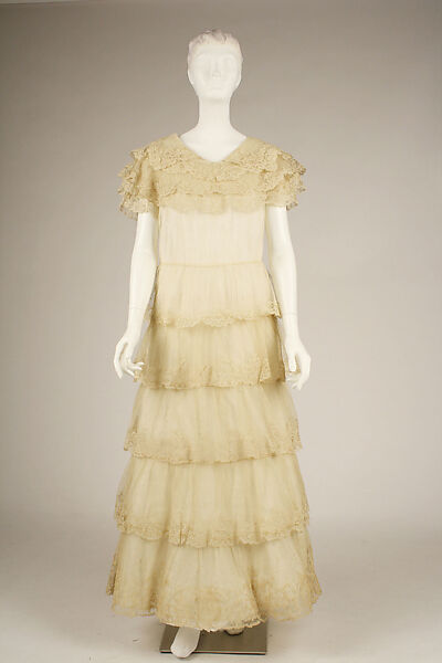 Dress - probably French - The Metropolitan Museum of Art