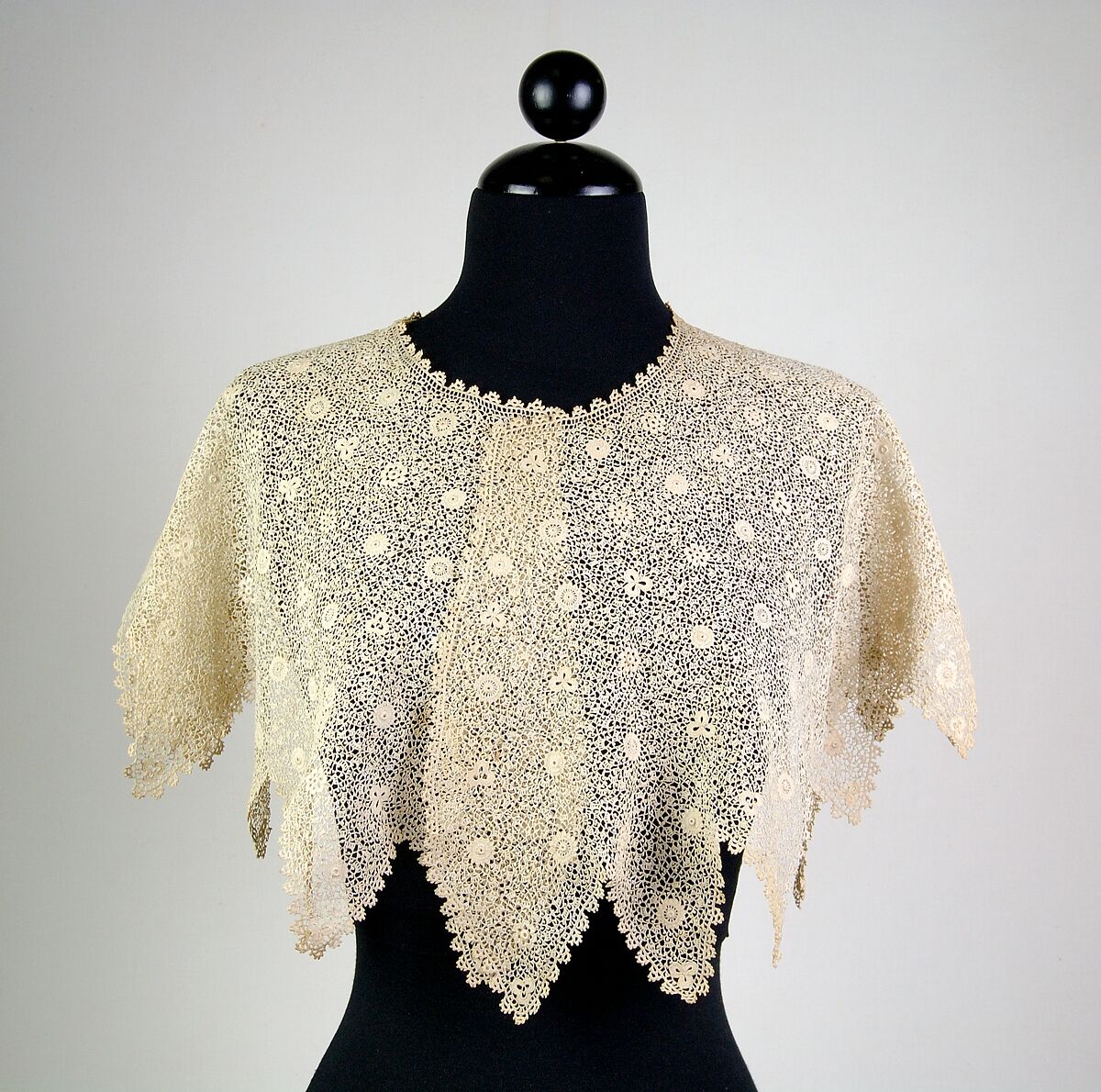 Collar - Irish - The Metropolitan Museum of Art