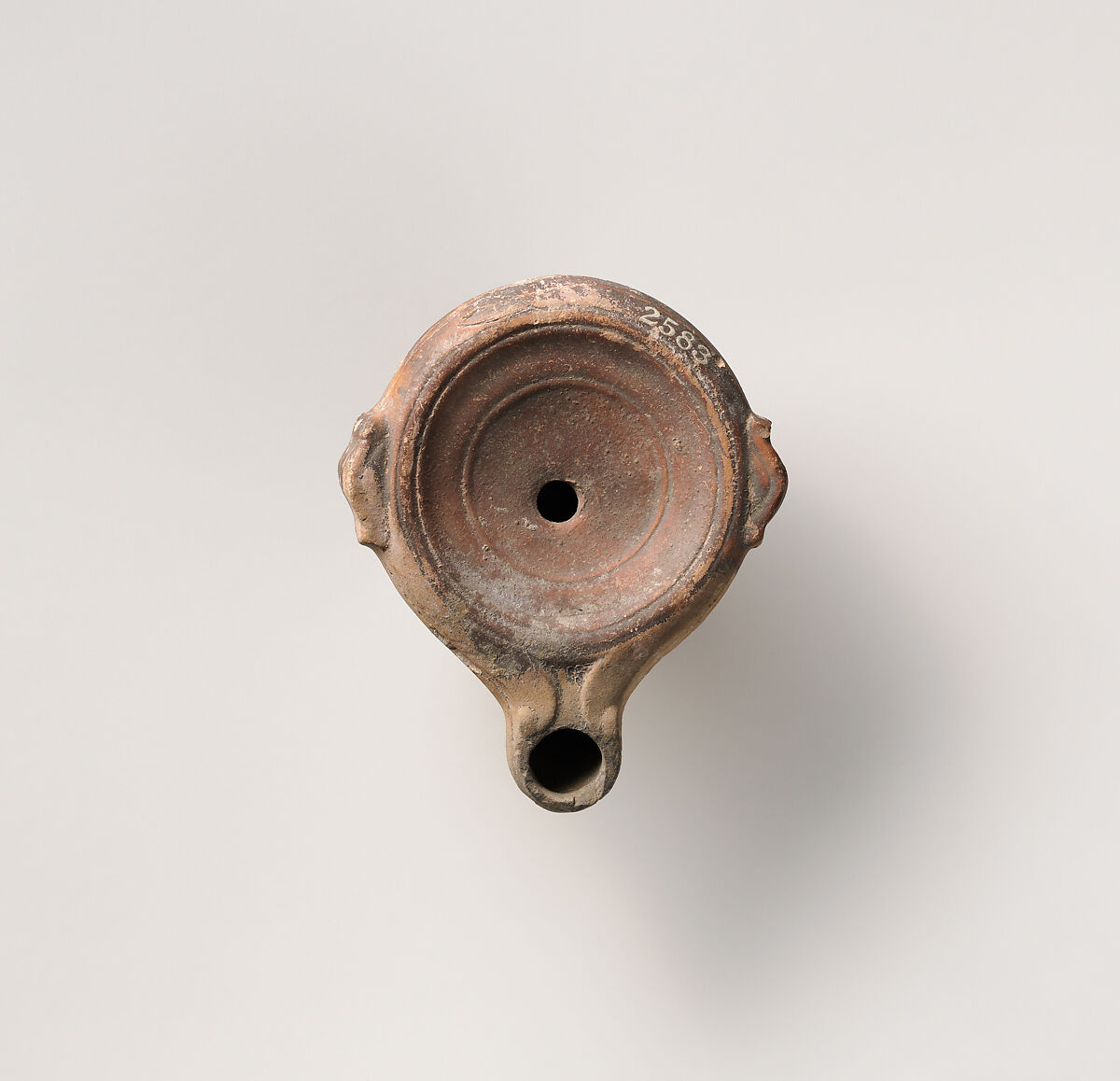 Terracotta oil lamp - Roman - Early Imperial - The Metropolitan Museum ...