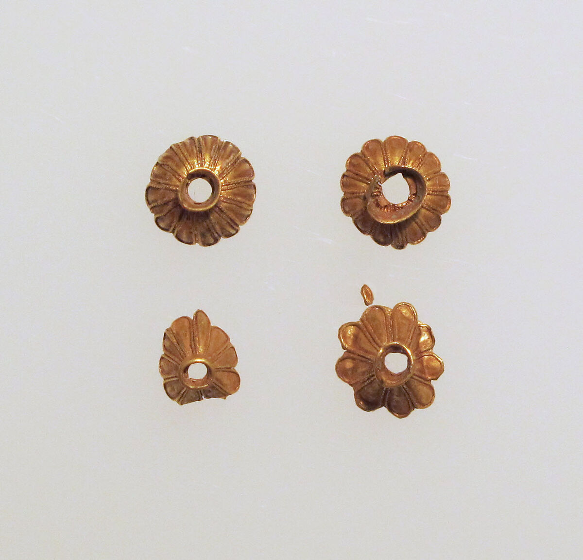 Ornament, flower-shaped mount for stone base - The Metropolitan Museum ...