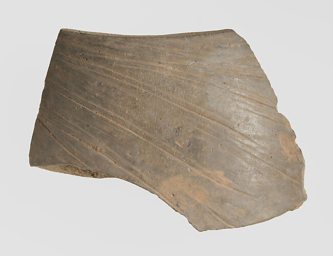 Sherd | Iran | Late Bronze Age | The Metropolitan Museum of Art