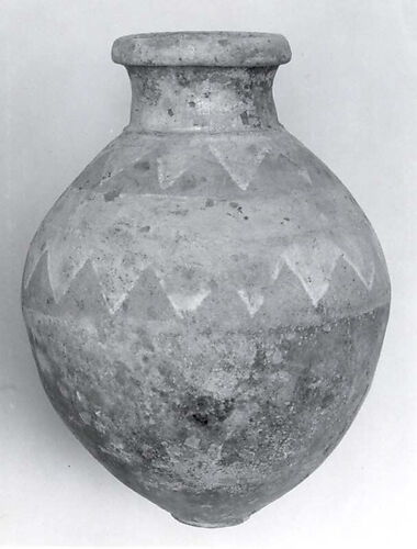 Jar with geometric decoration | Assyrian | Neo-Assyrian | The ...